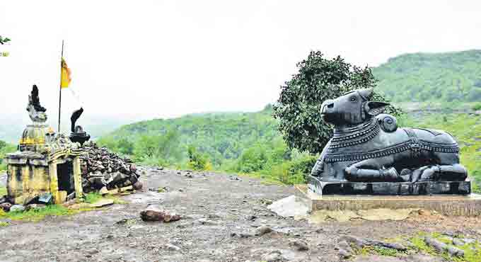 Relish the monsoon at Ananthagiri Hills