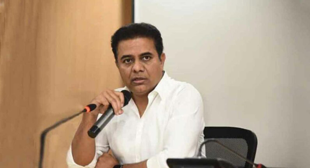 KTR thanks Modi for 'Acche Din', takes a jibe over rising fuel prices