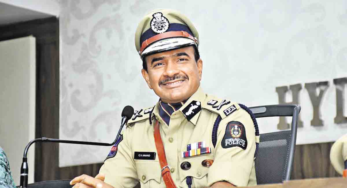 Hyderabad Commissioner inaugurates Police stall at Numaish