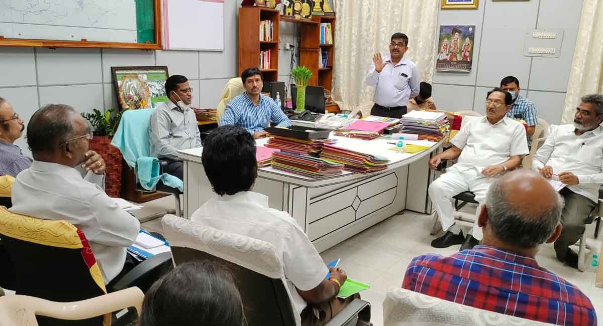 SCCL mulls to send medicines to retired employees through courier service