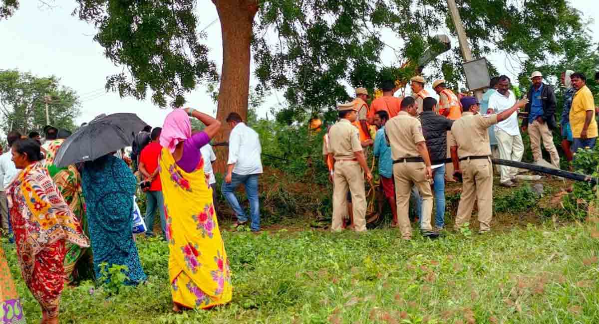 Pattana Pragathi: Gangula wants Karimnagar to become clean and green city